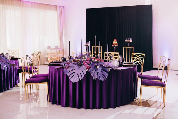 Decoración de bodas veri peri decorada con el color de moda del año ... Decoración de bodas veri peri decorada con el color de moda del año ...