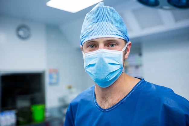 Retrato del cirujano en la sala de operación | Descargar Fotos gratis Retrato del cirujano en la sala de operación | Descargar Fotos gratis