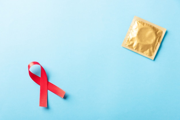 Símbolo Da Fita Com Laço Vermelho Hiv Aids Câncer Conscientização E