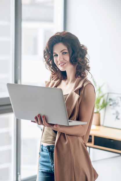 Premium Photo Being Productive Dark Haired Pretty Woman Working On A