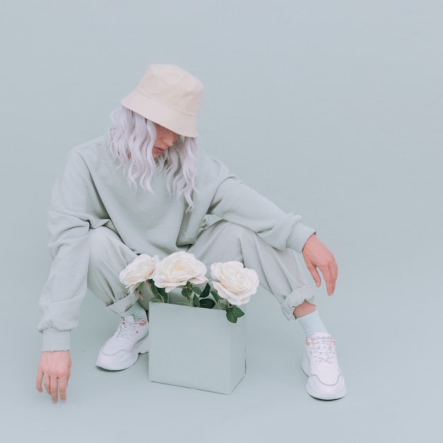 Premium Photo Girl 90s Aesthetic Urban Style Monochrome Color Trends