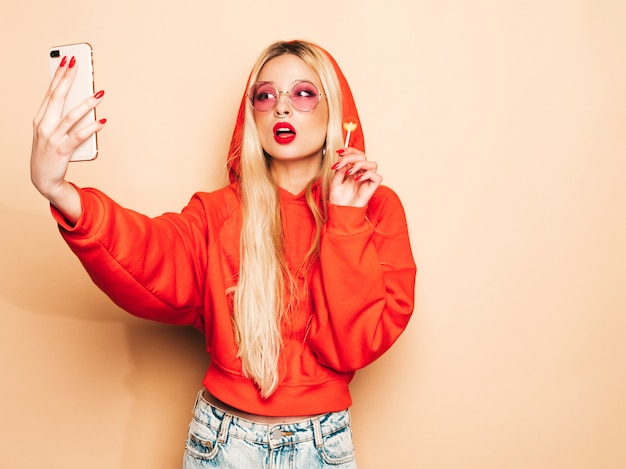 Free Photo Portrait Of Young Beautiful Hipster Bad Girl In Trendy