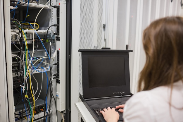 Premium Photo Woman Storing Data On Server