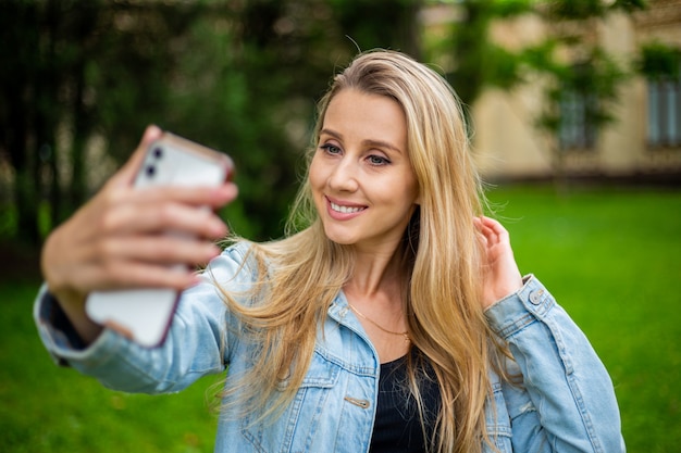 Premium Photo Young Beautiful Modern Fashionable Girl In A Denim